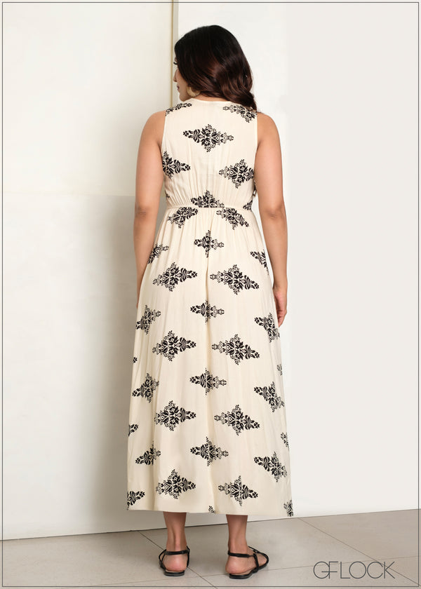 V-Neck Border Maxi Dress - 140625 - GFLOCK.LK